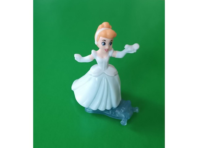 Kinder 2022 Disney Princess - Pepeljuga