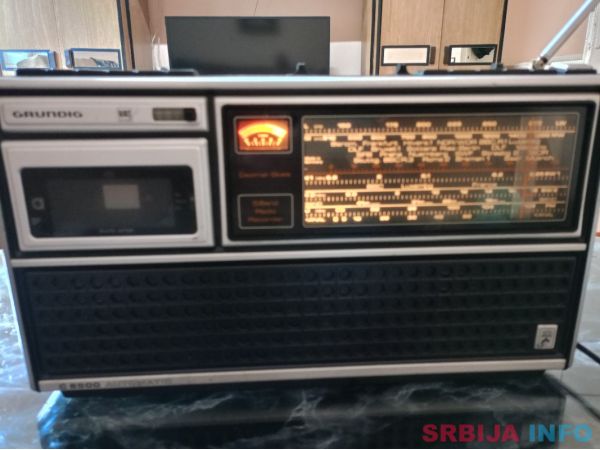 Radio kasetofon grundig c6500