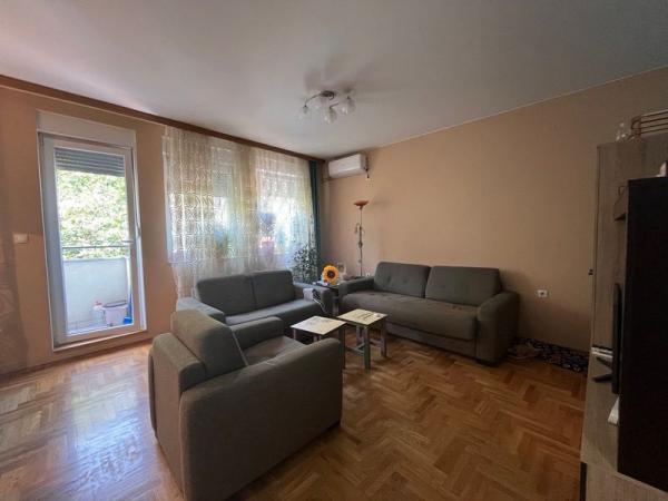 Trosoban stan na prodaju, 60m2, 154.500€