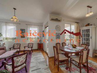 105m² 169.500€
Beograd, Zvezdara, Cvetkova pijaca, Nevenke Urbanove