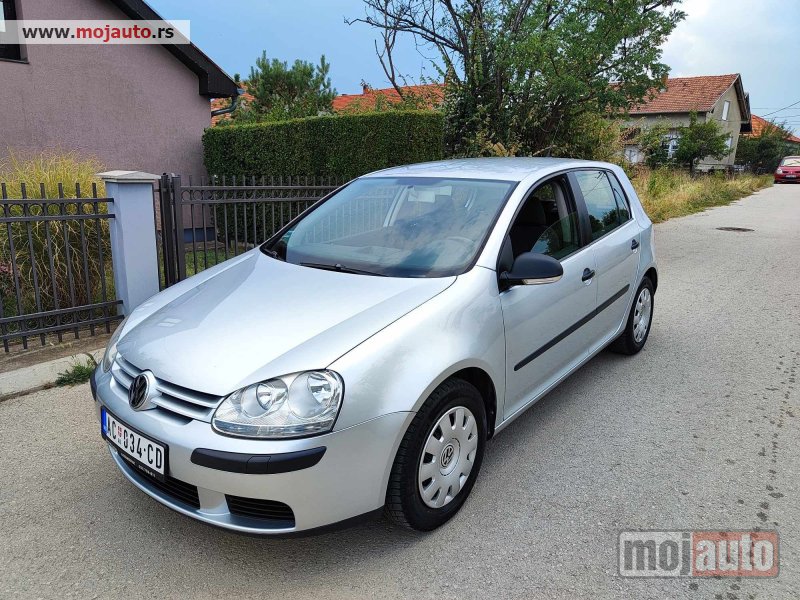 VW Golf 5 1.8 8v NOV