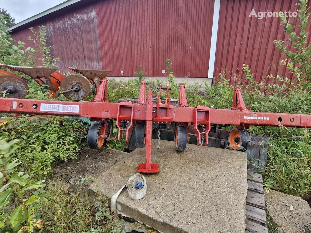 Kongskilde VBT kultivator za strništa