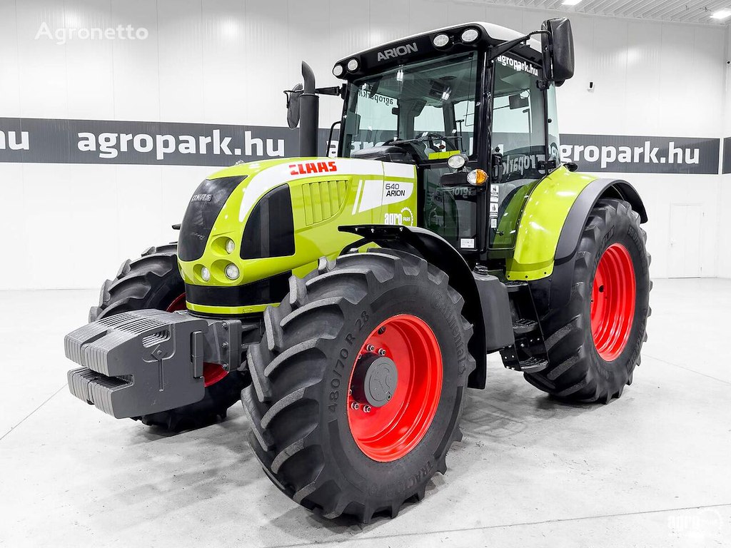 Claas Arion 640 CIS traktor točkaš