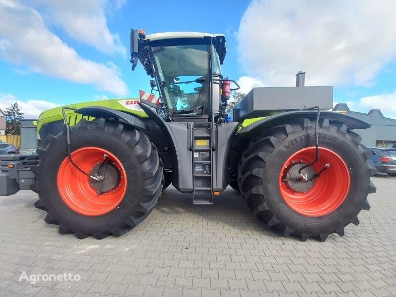 Novi Claas XERION 5000 TRAC traktor točkaš