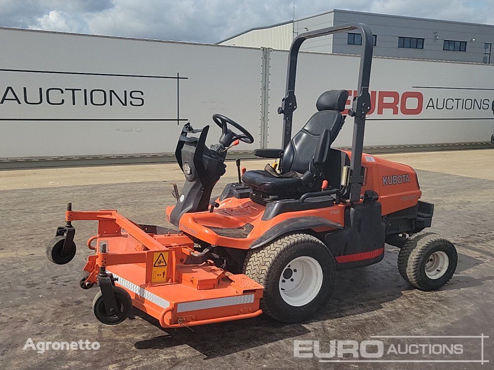 Prodaje se Kubota F3090EU traktor kosilica na aukciji