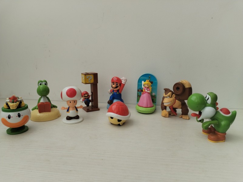 MCDONALS SUPER MARIO