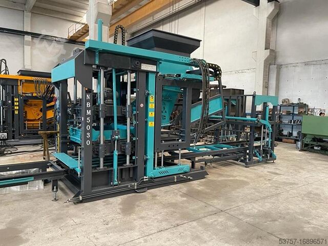 BS-20 automatski cigla izradu mašina
Constmach Concrete Block Making Machine BS-20 automatic brick making machine