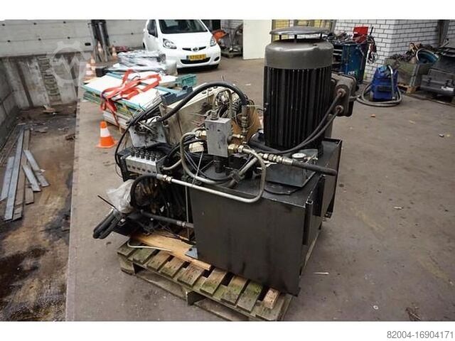 HIVA HIDRAULISCHE LIFT INSTALACIJA 80 TON 6 CILINDERS
Hyva Hydraulische hefinstallatie |80 Ton 6 Cilinders...