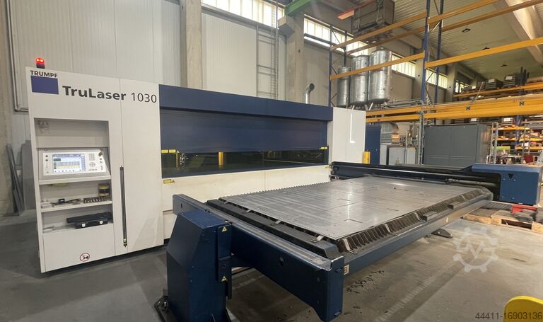 Mašina za lasersko sečenje
TRUMPF TruLaser 1030 Fiber (L46) 3000 Watt