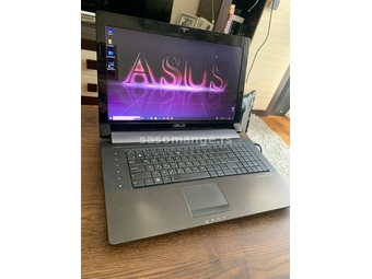 asus N73s 17.3/i7/10GB VRHUNSKA masina