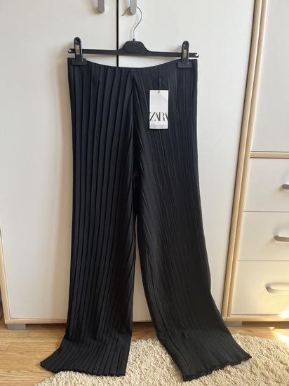 Nove zara pantalone