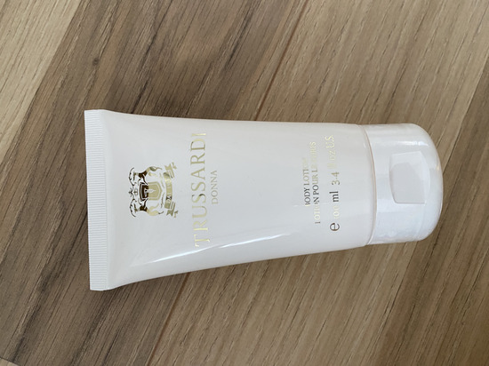 TRUSSARDI DONNA body losion 100ml