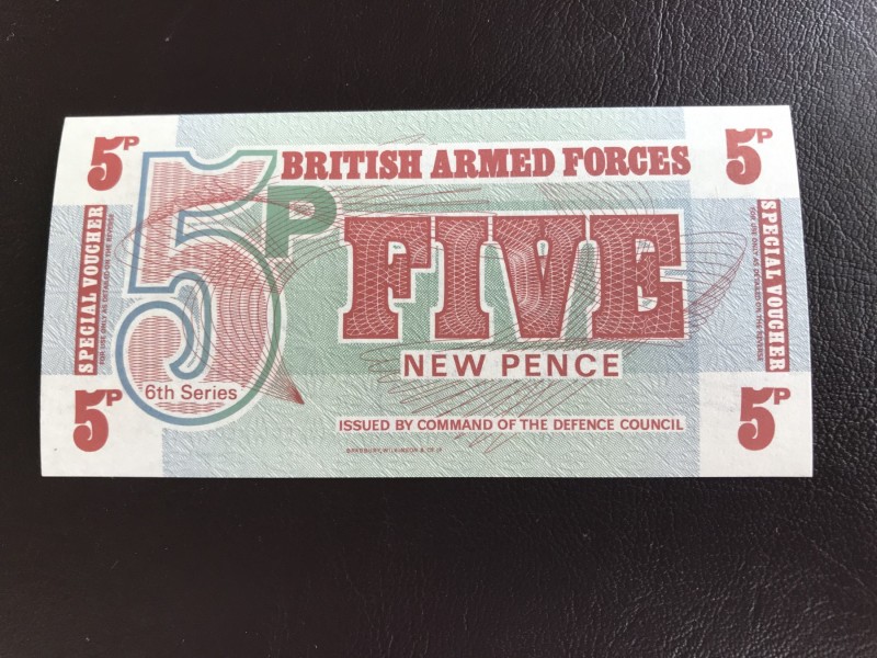 BRITISH ARMED FORCES 5 NEW PENCE. UNC.