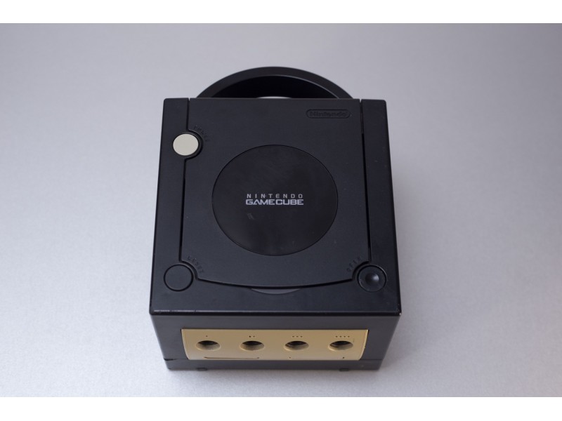 Nintendo gamecube konzola