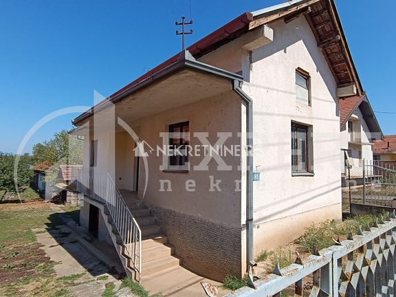 Kuća 60m2, Gornje Sinkovce, plac 764m2