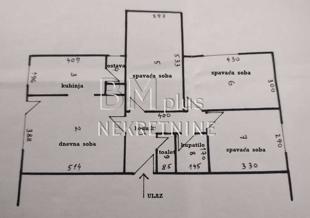 Četvorosoban stan, 83m2, RENOVIRAN, Generala Milojka Lešjanina, Pravni Fakultet