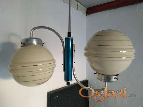 stari retro luster sa dve lampe