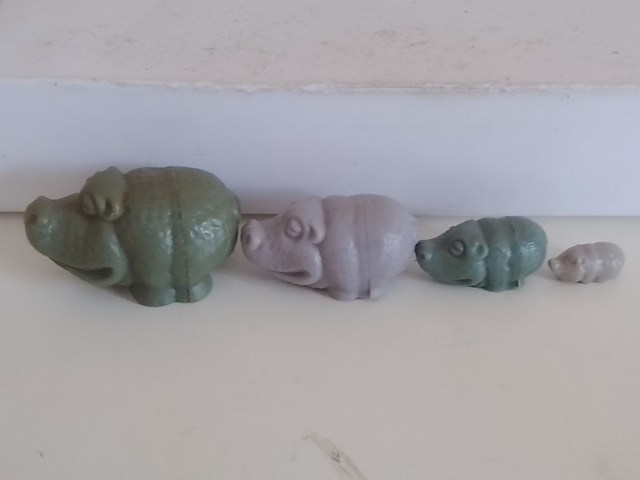 hippo mit familie iz 1990