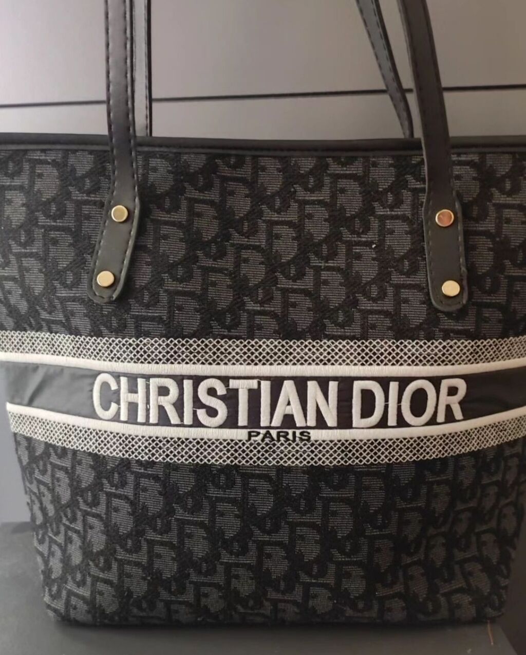 Elegantna torbica, Christian Dior, Materijal: Platno