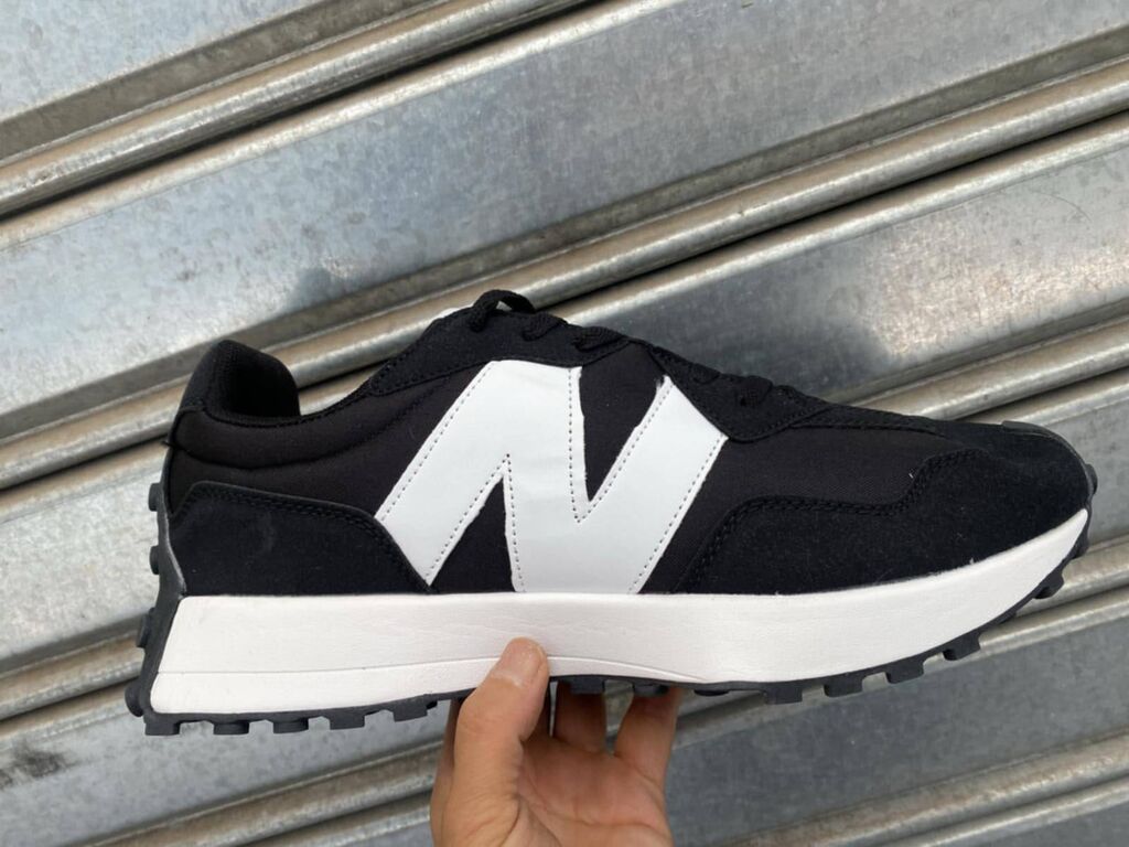 New Balance, 41