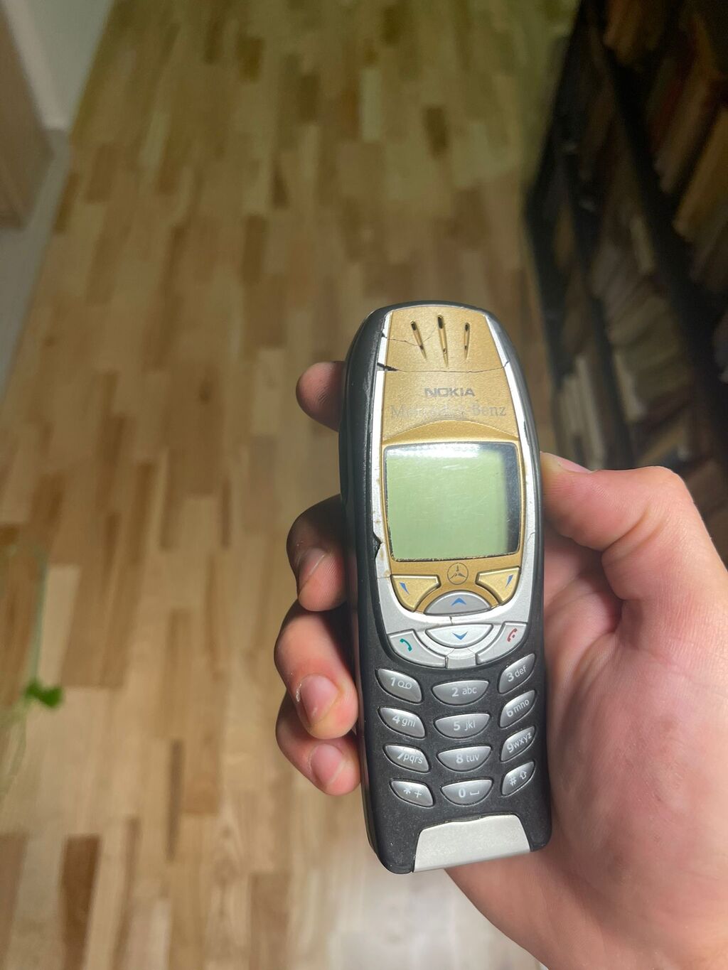 Nokia 3310, bоја - Crna