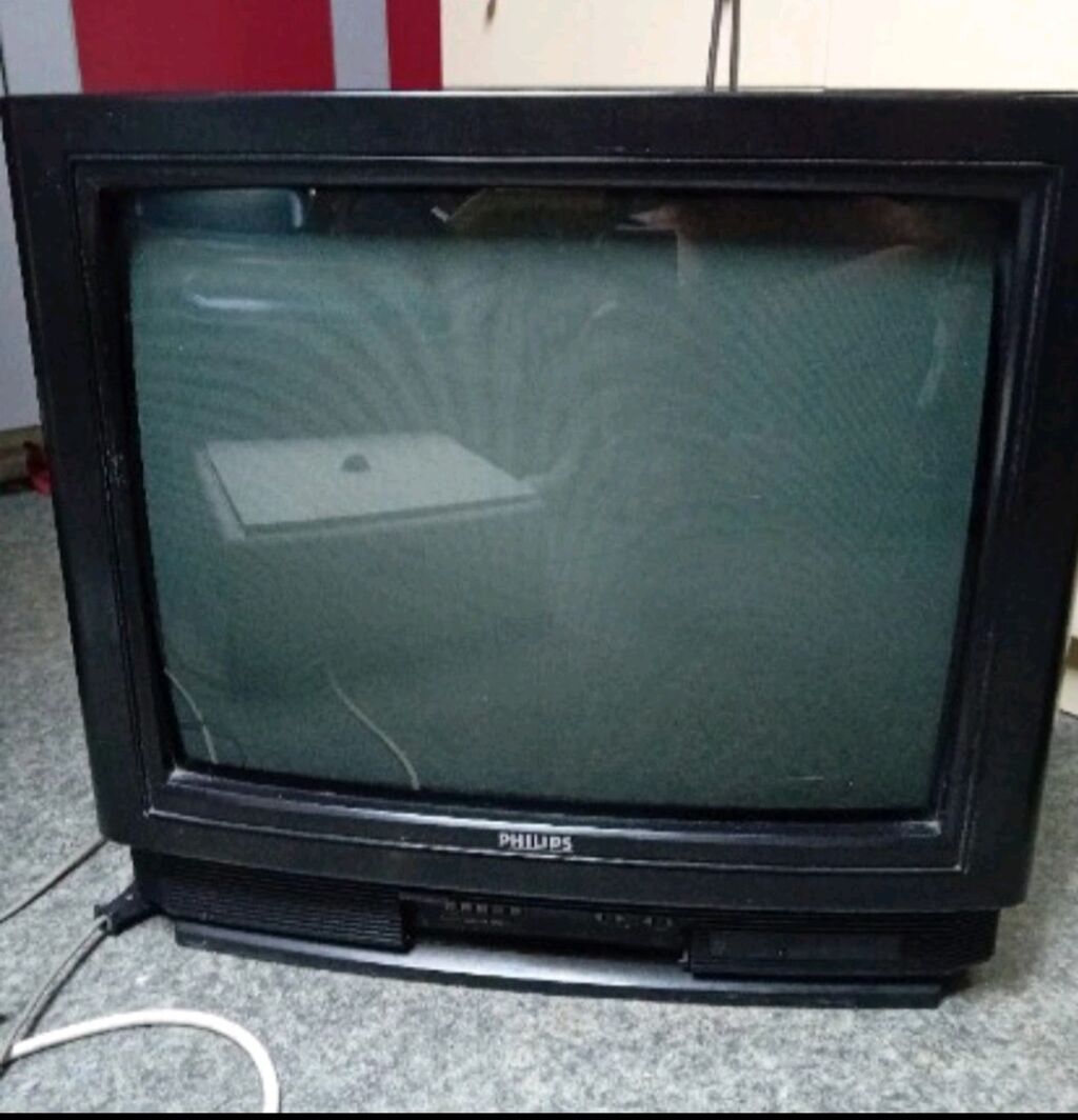 Panasonic tv u boji. nemam daljinski za njega, ispravan. odlican