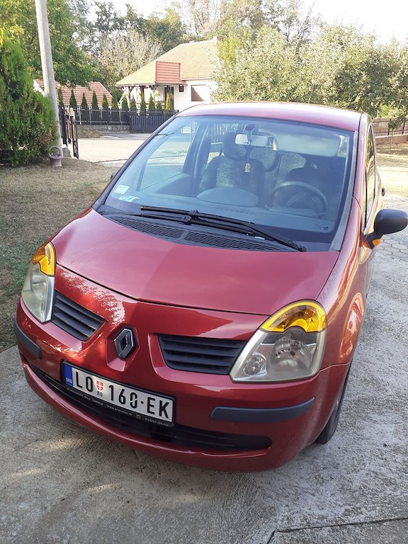 Renault Modus: 1.2 l | 2005 г. | 177588 km. Hečbek