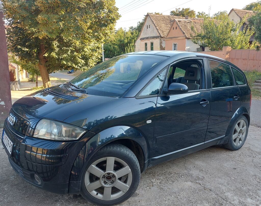 Audi A2: 1.4 l | 2000 г. Hečbek