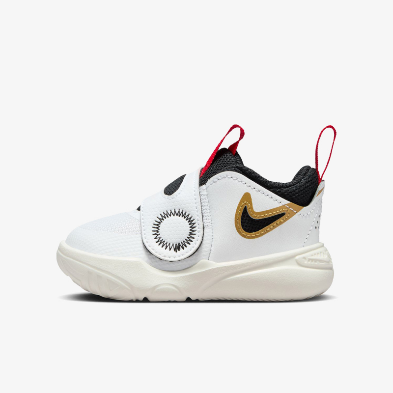 Nike Team Hustle D 11