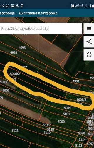 54 ara vocnjak 5005/2 i njiva 5006/2 u Železniku