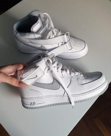 % NOVE Nike Air Force 1 Mid % 9500din