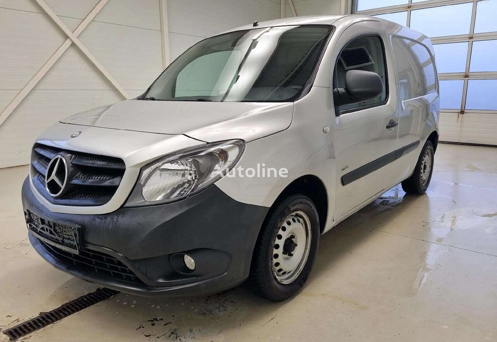 Prodaje se Mercedes-Benz Citan laki furgon na aukciji