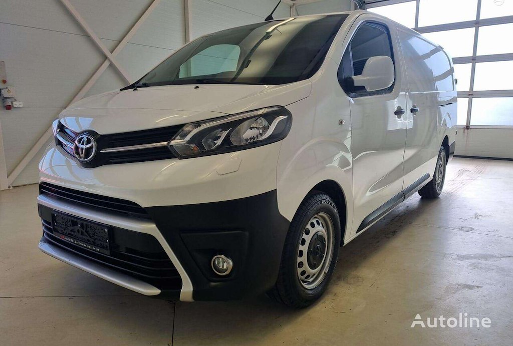 Prodaje se Toyota Proace minibus furgon na aukciji