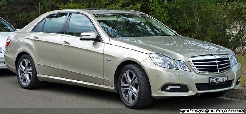 Mercedes E 250 Stakla