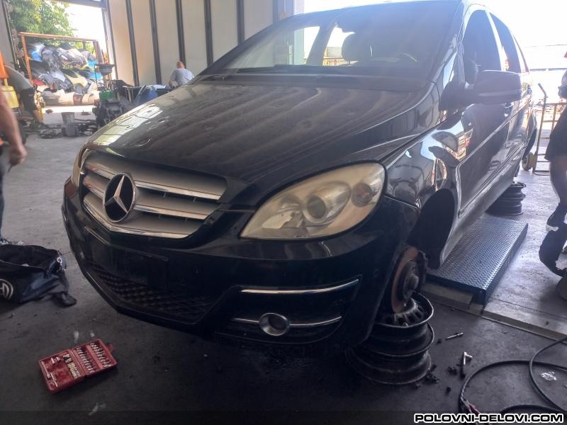 Mercedes B CDI Menjac I Delovi Menjaca