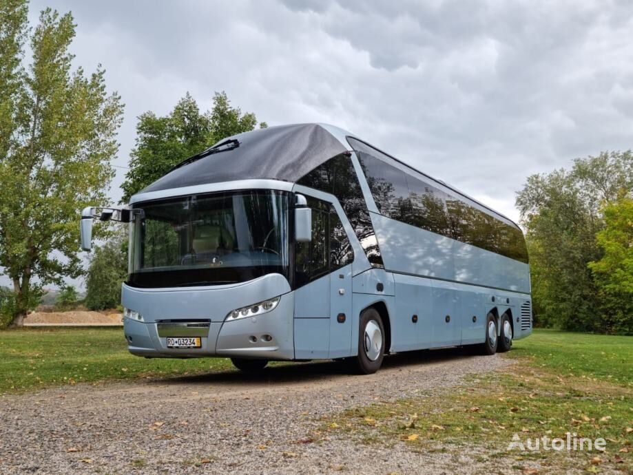 Neoplan Starliner N5218SHD turistički autobus