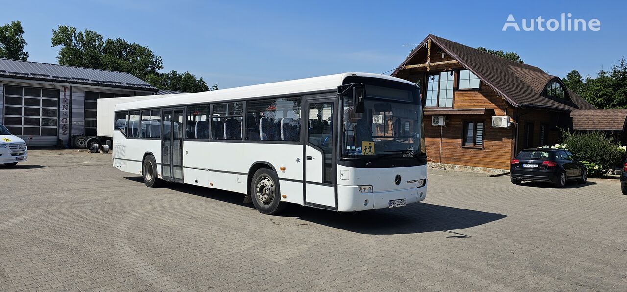 Mercedes-Benz Connect prigradski autobus