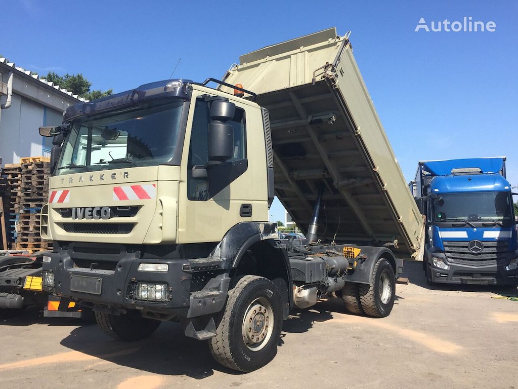 IVECO AD190T36 kiper