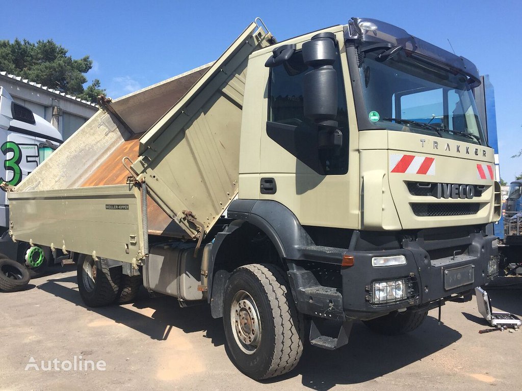 IVECO AD190T36 kiper