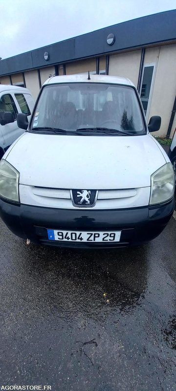 Prodaje se Peugeot PARTNER 1.4L minivan na aukciji