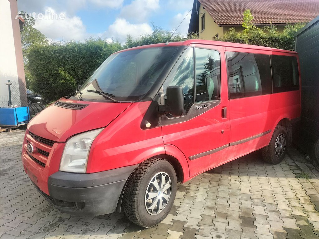 Ford Transit 2.4 4x4 8 osób minibus kombi minibus