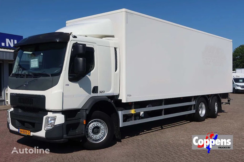 Volvo FE 320 Bakwagen + Laadklep Stuur As kamion furgon