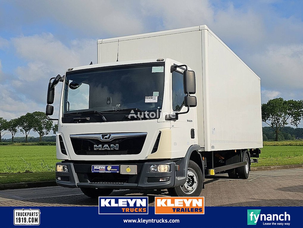 MAN 12.220 TGL ahk 3 seats airco kamion furgon