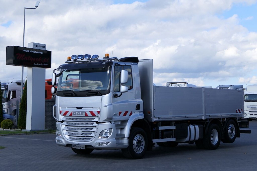 DAF CF 410 / 6X2 / SKRZYNIOWY - 6,5 M / OŚ PODNOSZONA / EURO 6 / Z kamion s ravnom platformom