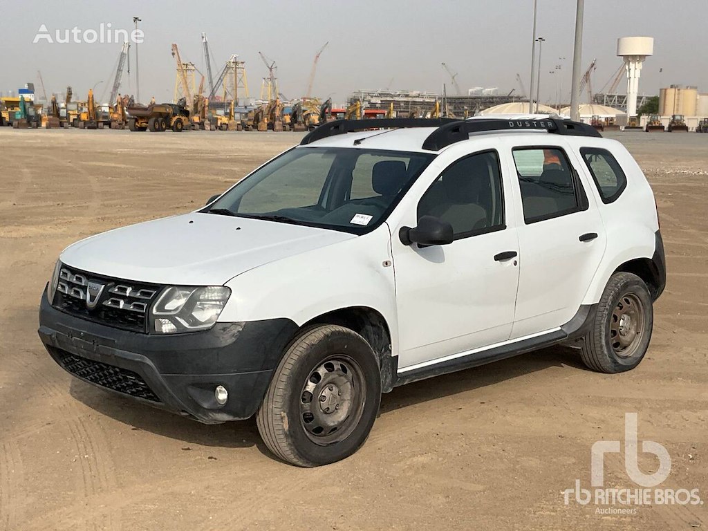 Prodaje se Dacia DUSTER 4WD terenac na aukciji