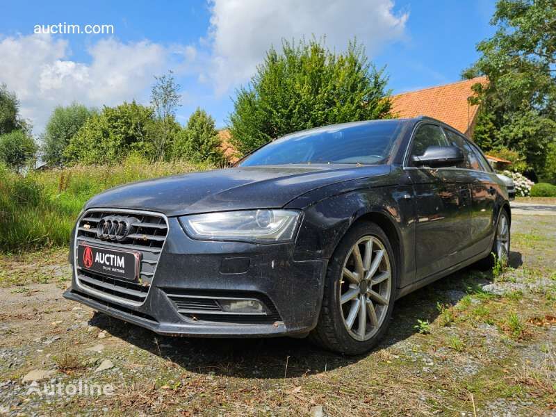 Prodaje se Audi A4 Avant S line karavan na aukciji