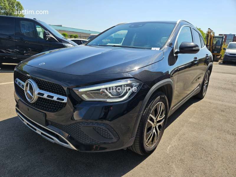 Prodaje se Mercedes-Benz GLA 180 D Business karavan na aukciji