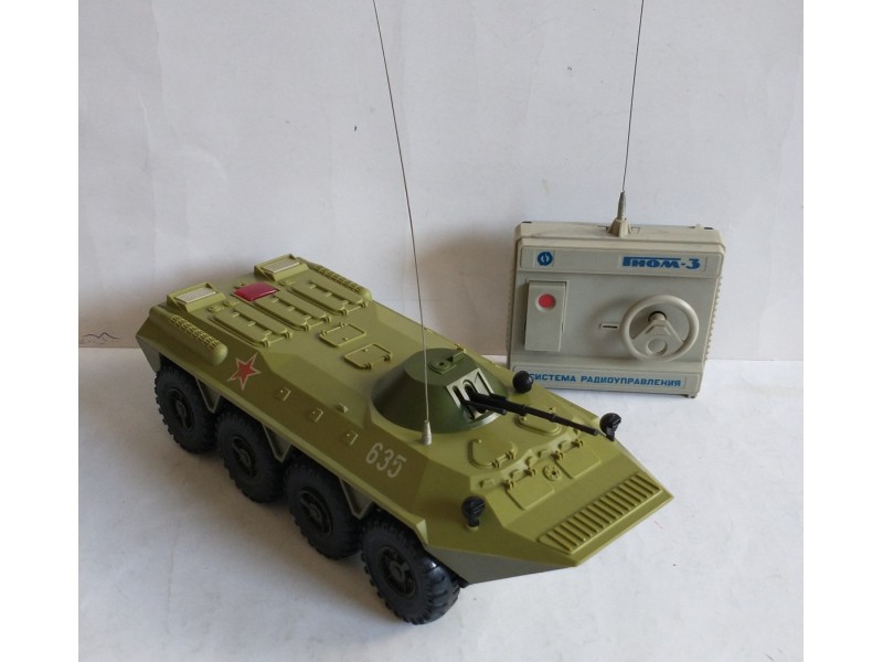 auto OKLOPNO VOZILO BTR-80 Made in SSSR