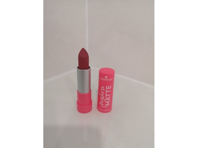 ESSENCE HYDRA MATTE 404