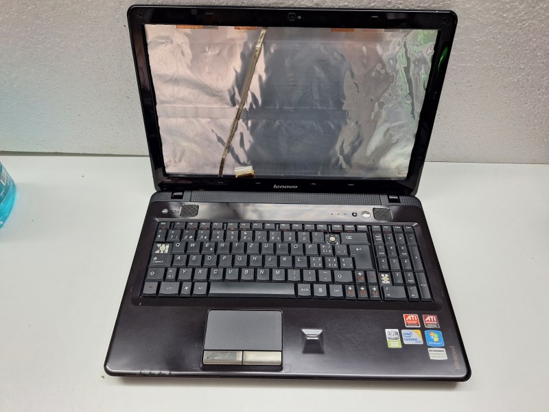 Lenovo u550